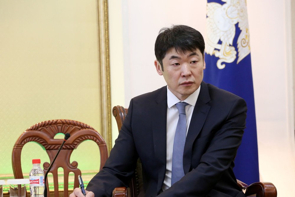 М Баяраа Нохойг буудаж устгах нь зохисгүй учир унтуулах аргаар тоог нь хязгаарлана